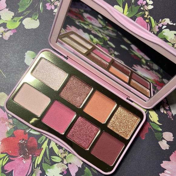 Too Faced | Makeup | Too Faced Eyeshadow Palette | Poshmark